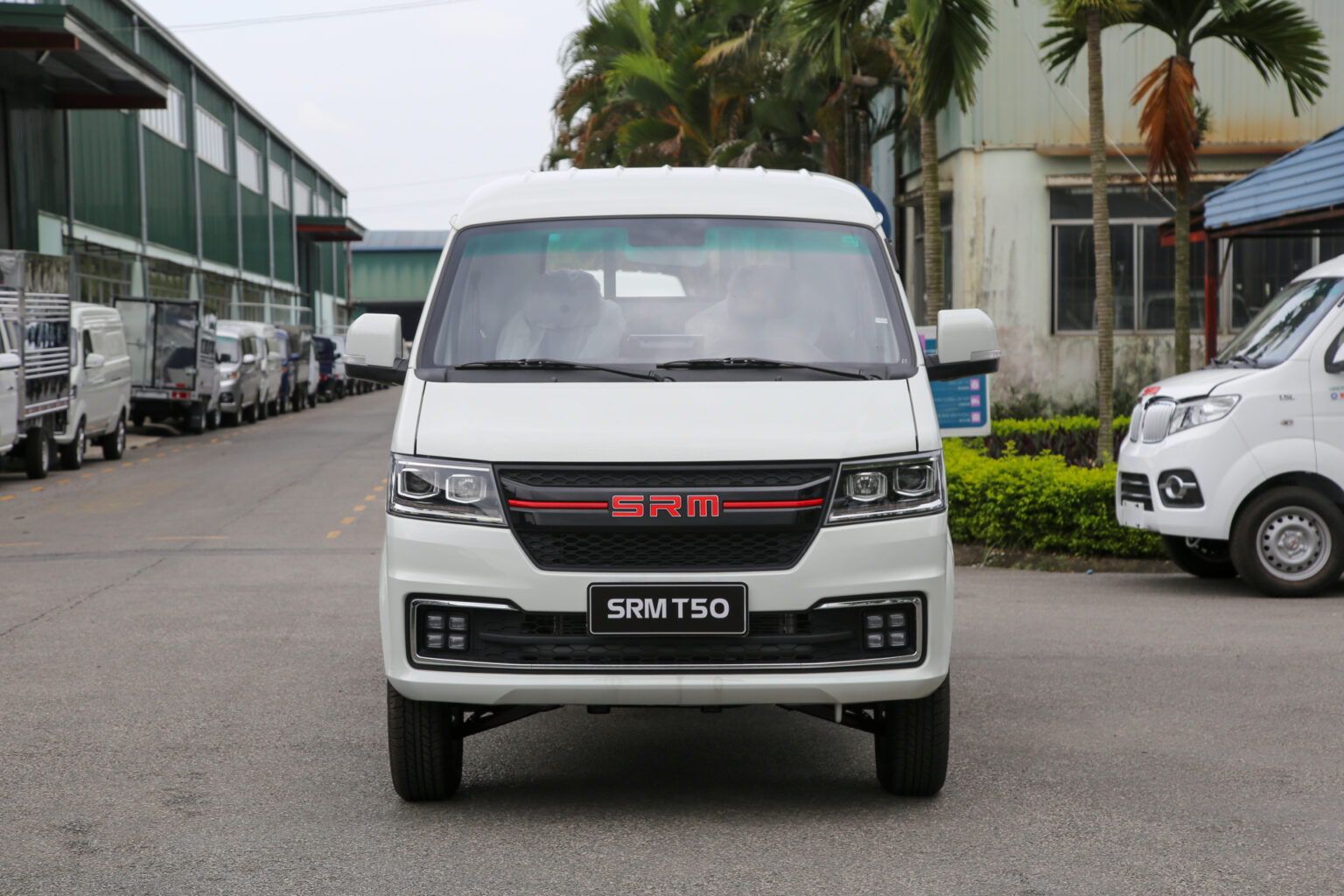 Xe Tải Van SRM X30 V5 5 chỗ | Giá xe SRM X30 Ưu Đãi